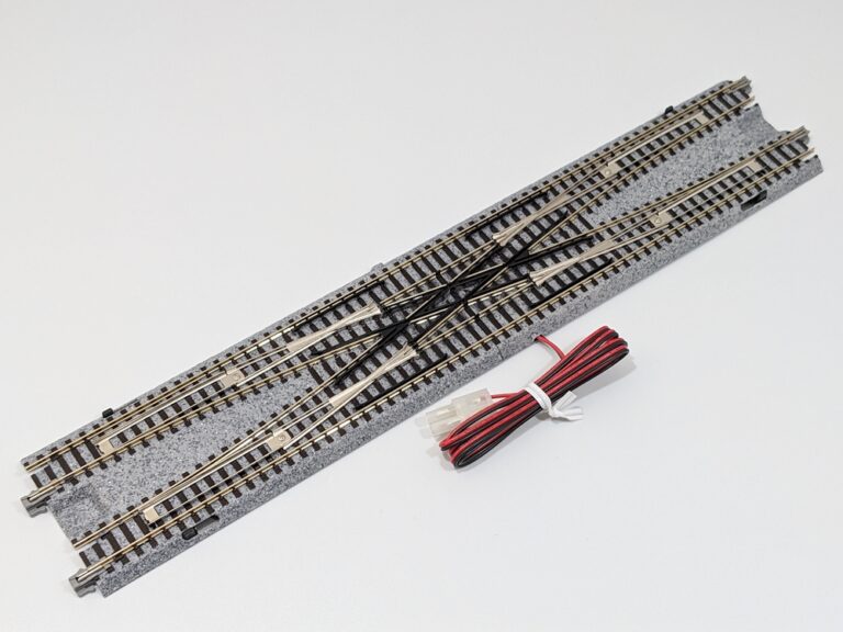 20-210 Double Crossover Track - Train Trax
