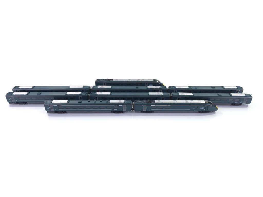 10-1672 British Railway Class 800/3 GWR 9-Car Set - Train Trax
