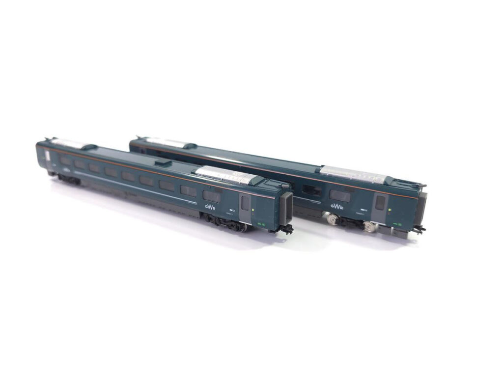10-1672D British Railway Class 800/3 GWR 9-Car Set (DCC-Fitted) - Train ...